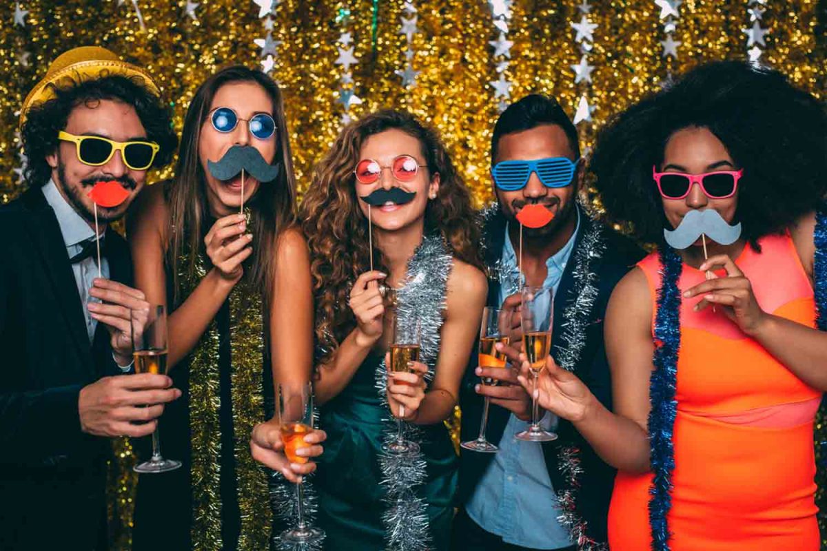 Costume Party Etiquette: Do’s and Don’ts You Should Know - EnglishLeaflet